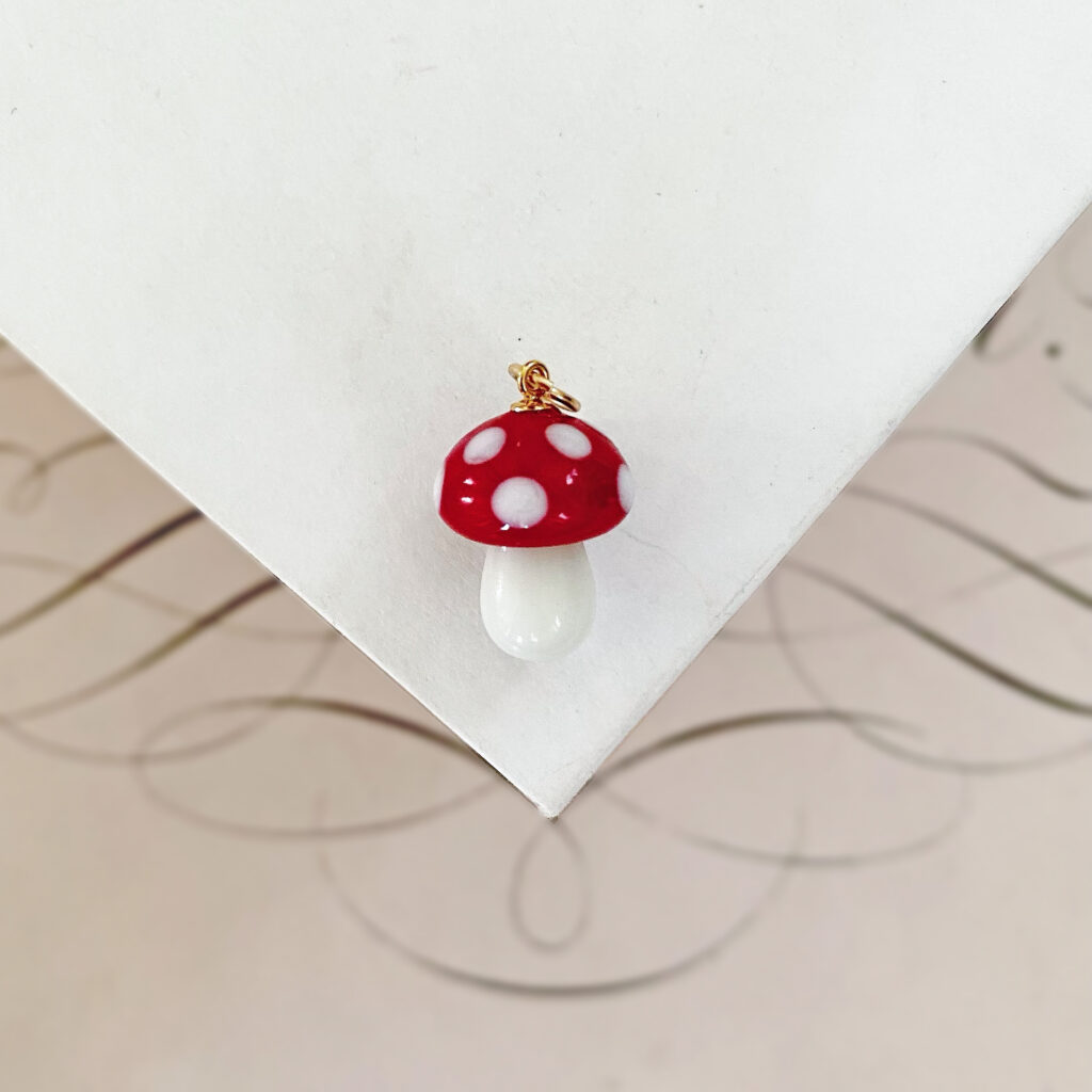 Lucky Red and White Glass 14k Toadstool Charm – WinterLemon