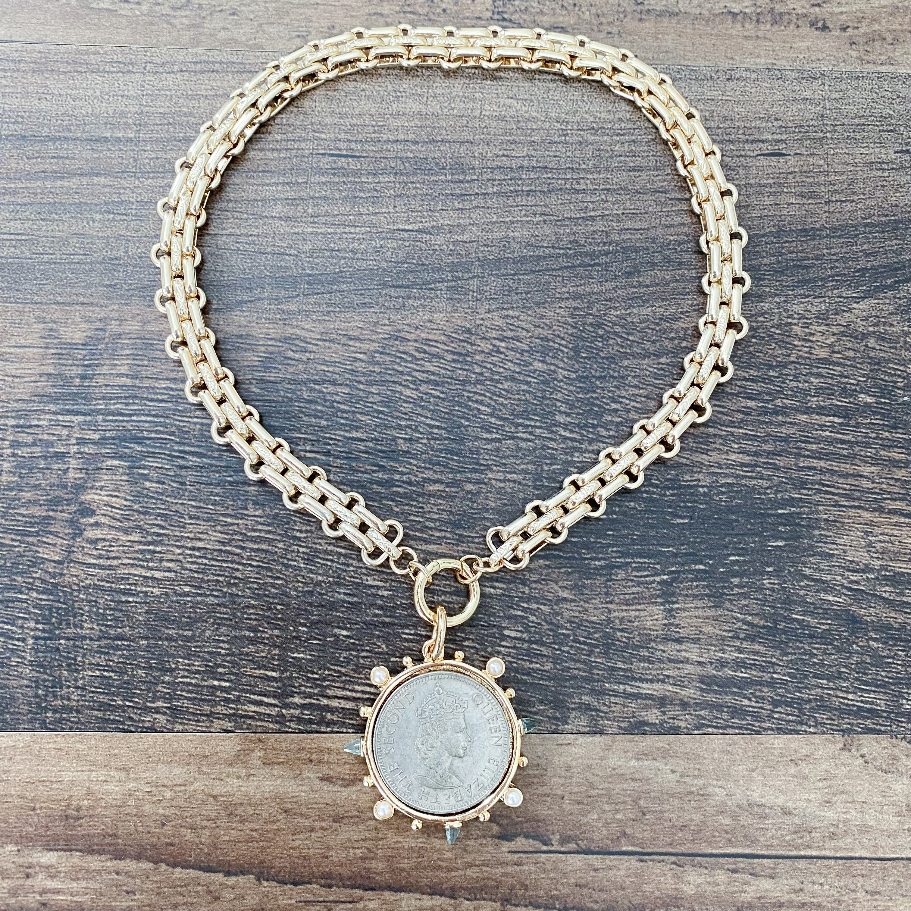 Queen Elizabeth Two Tone Large Coin Decorative Link Charm Necklace ...